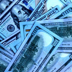 Joy Mei - The Sensual Swimsuit Queen on OnlyFans