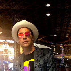 Eric John - World Renowned Celebrity, Director & Photographer