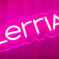 Julerri Amor💋 - Fashionable Model with Confidence and Elegance