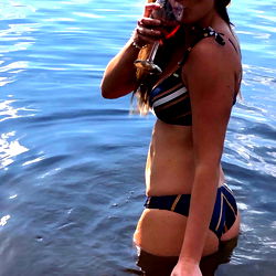 Explore Bella Gallops: The Sensual Outdoor Model