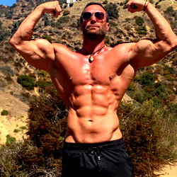 Yotta's OnlyFans - The Ultimate Male Top and Outdoor Experience