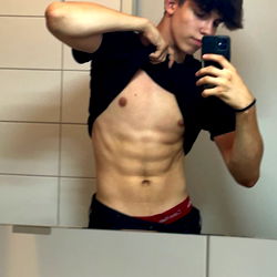 Manu - Exclusive Fitness and Gym Model