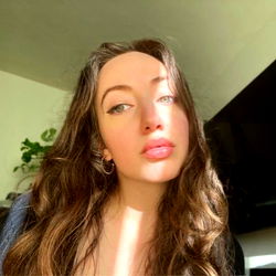 Michelle T. - Stunning Model with a Naughty Side